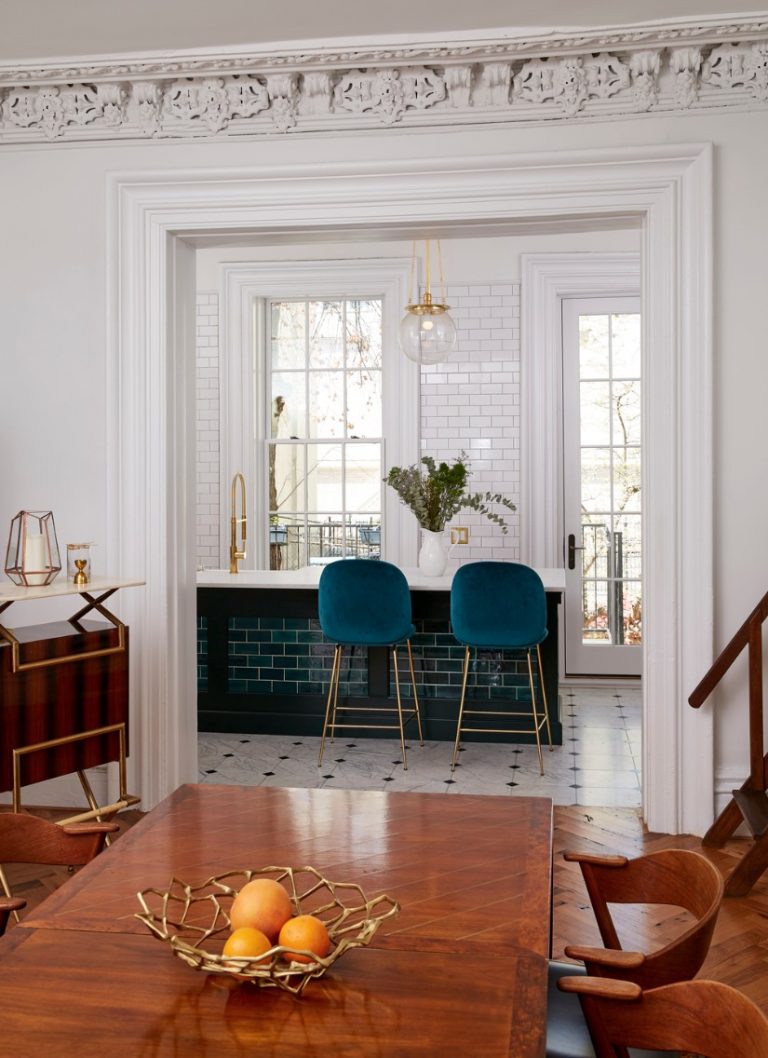 How To Incorporate Brass Into Your Home Decor