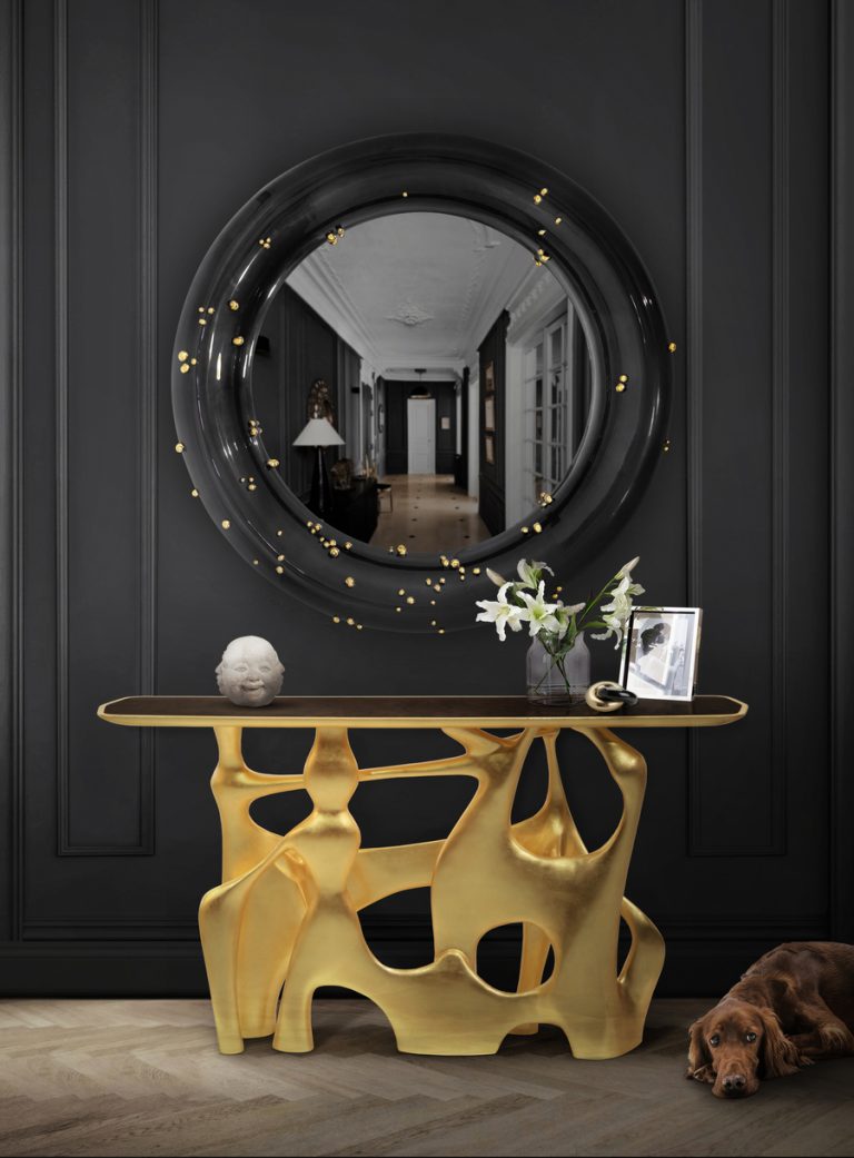 Unique Mirrors Inspirations to Spice Up Hallways